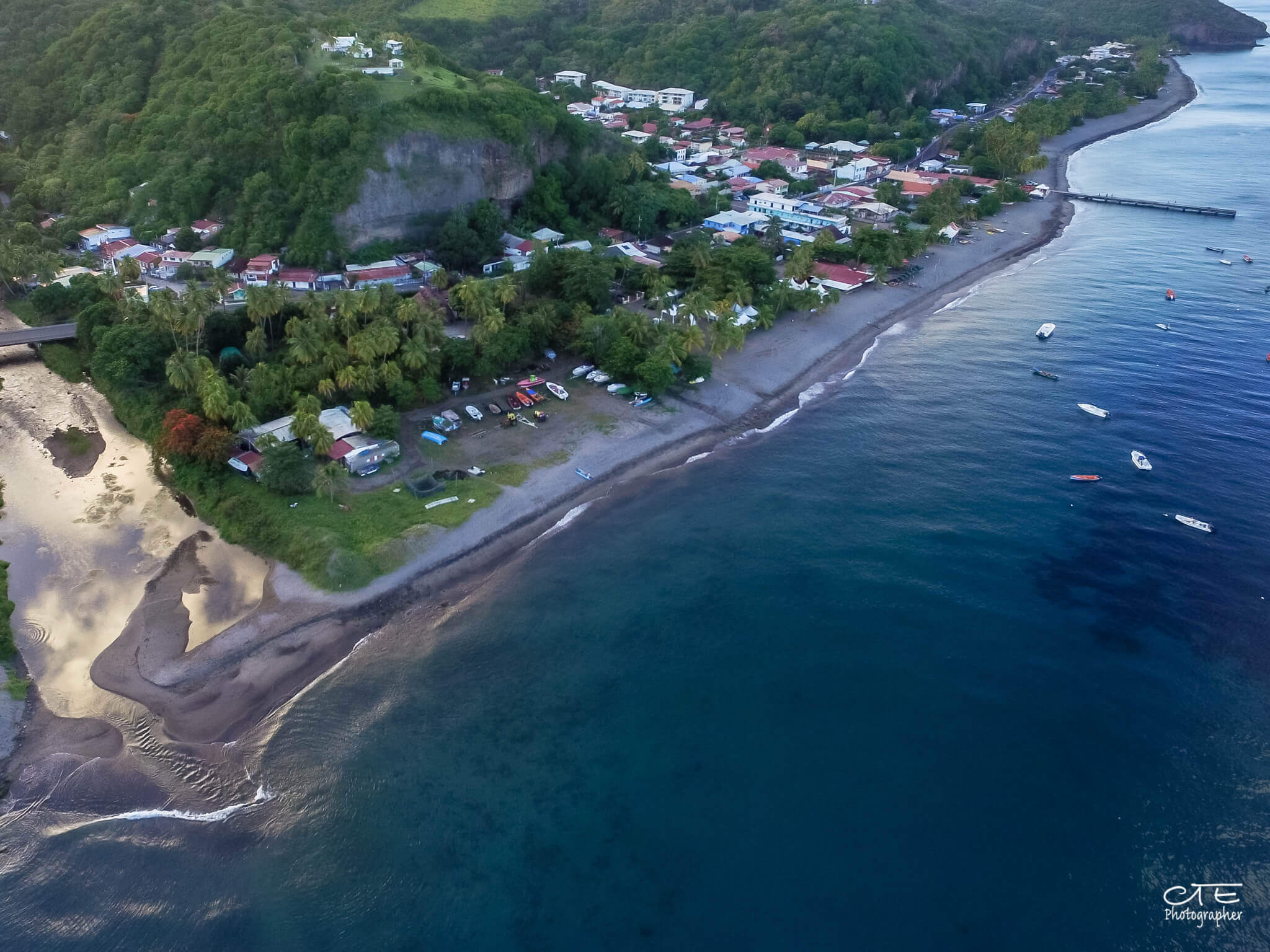 Plage de l’Anse Carbet • Belle Martinique