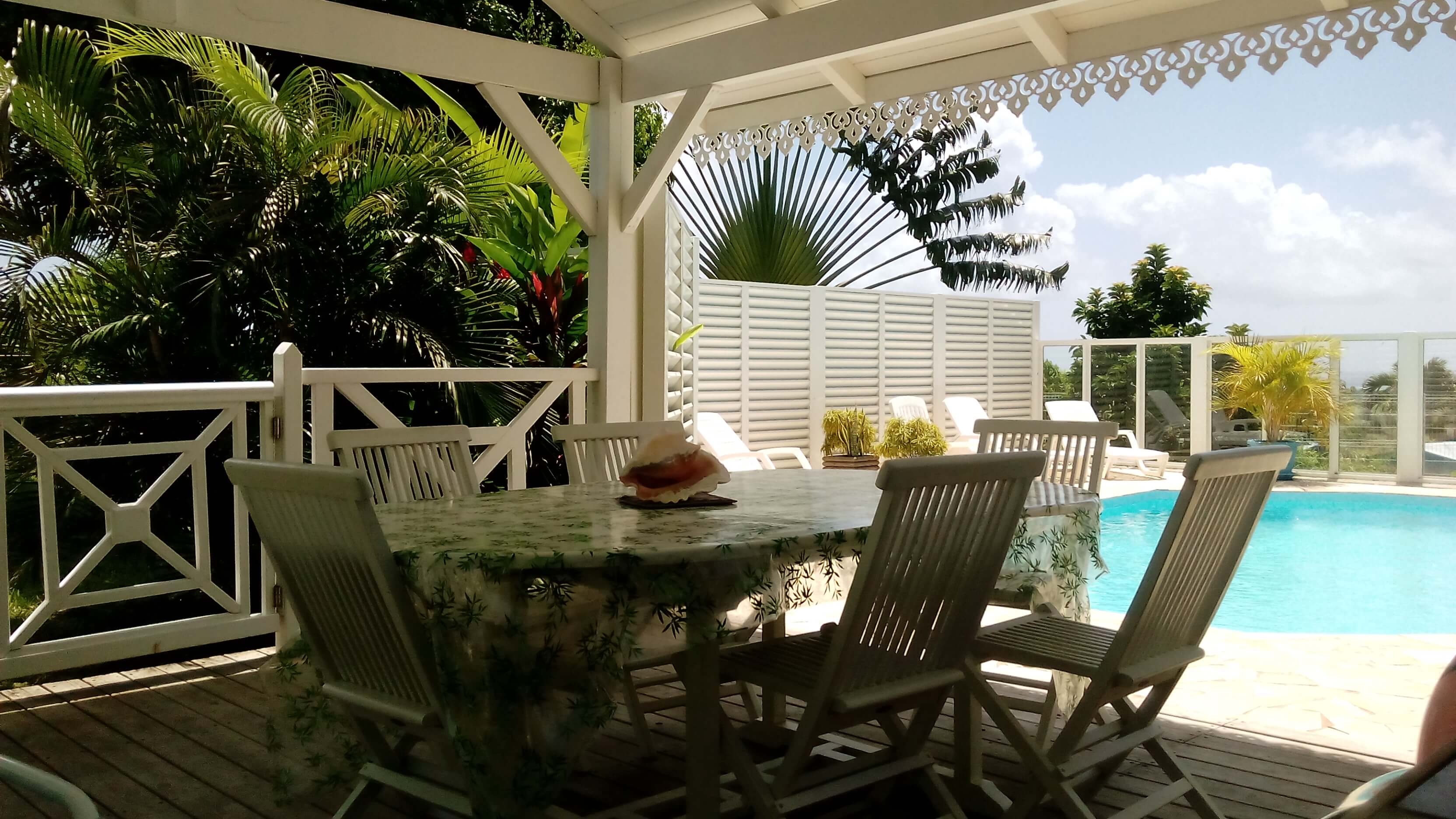 Bungalow Créole - T2 Corail - piscine - calme et authentisme ...